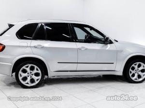 Grey BMW X5 2012 in Tallinn, with an engine capacity of 3.00 L and mileage of 303 thousand km for 16200 €, photo 5 on AUTOMOTO.COM.LV