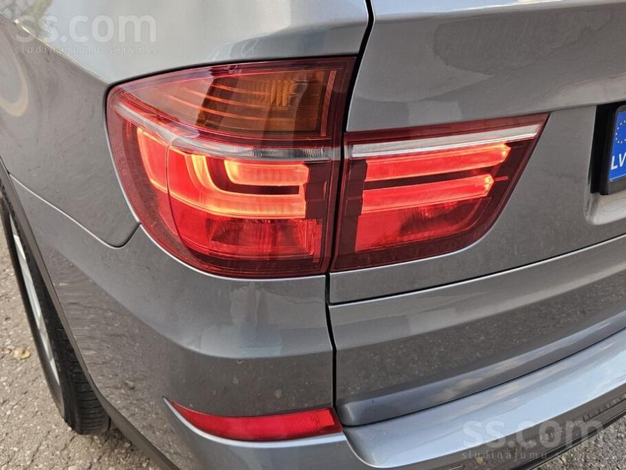 Grey BMW X5 2012 in Jekabpils, with an engine capacity of 3.00 L and mileage of 263 thousand km for 11690 €, photo 34 on AUTOMOTO.COM.LV