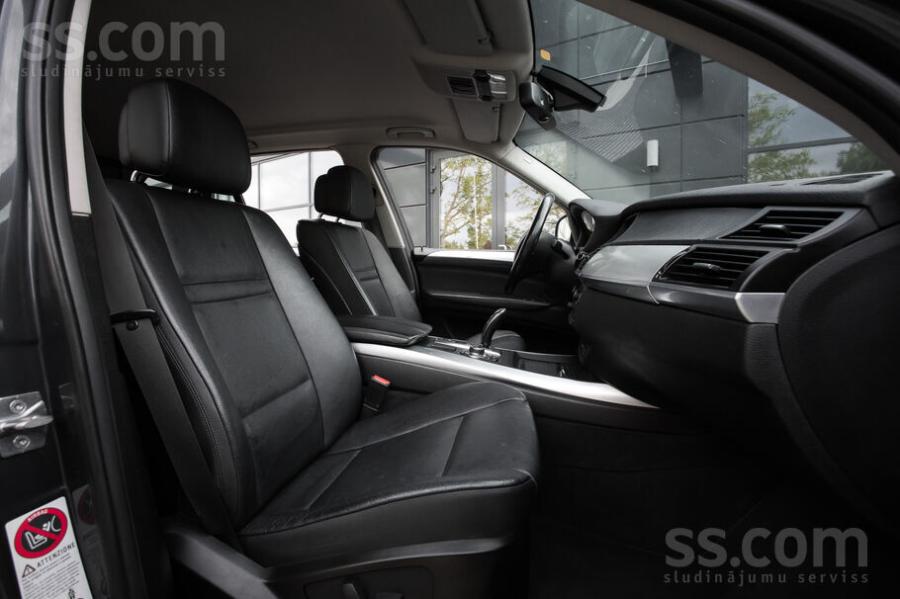 Grey BMW X5 2012 in Jelgava, with an engine capacity of 3.00 L and mileage of 0 thousand km for 11450 €, photo 16 on AUTOMOTO.COM.LV