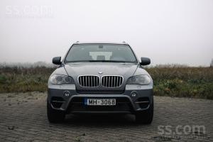 Pelēks BMW X5 2012 Rīga, ar dzinēja tilpumu 3.00 L un nobraukumu 430 tūkst. km par 6300 €, foto 2 vietnē AUTOMOTO.COM.LV