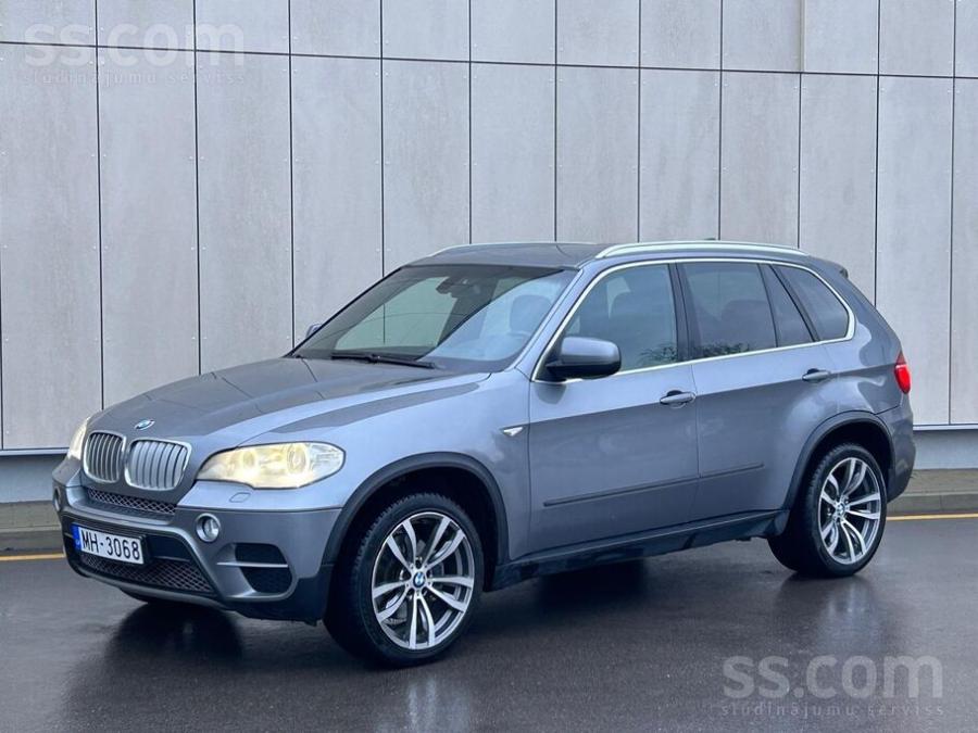 Pelēks BMW X5 2012 Rīga, ar dzinēja tilpumu 3.00 L un nobraukumu 0 tūkst. km par 6950 €, foto 2 vietnē AUTOMOTO.COM.LV