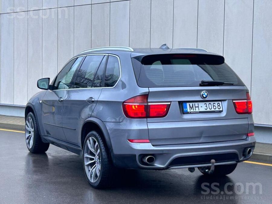Pelēks BMW X5 2012 Rīga, ar dzinēja tilpumu 3.00 L un nobraukumu 0 tūkst. km par 6950 €, foto 6 vietnē AUTOMOTO.COM.LV