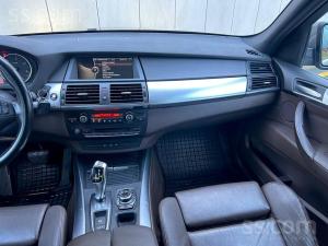 Pelēks BMW X5 2012 Rīga, ar dzinēja tilpumu 3.00 L un nobraukumu 0 tūkst. km par 6950 €, foto 16 vietnē AUTOMOTO.COM.LV
