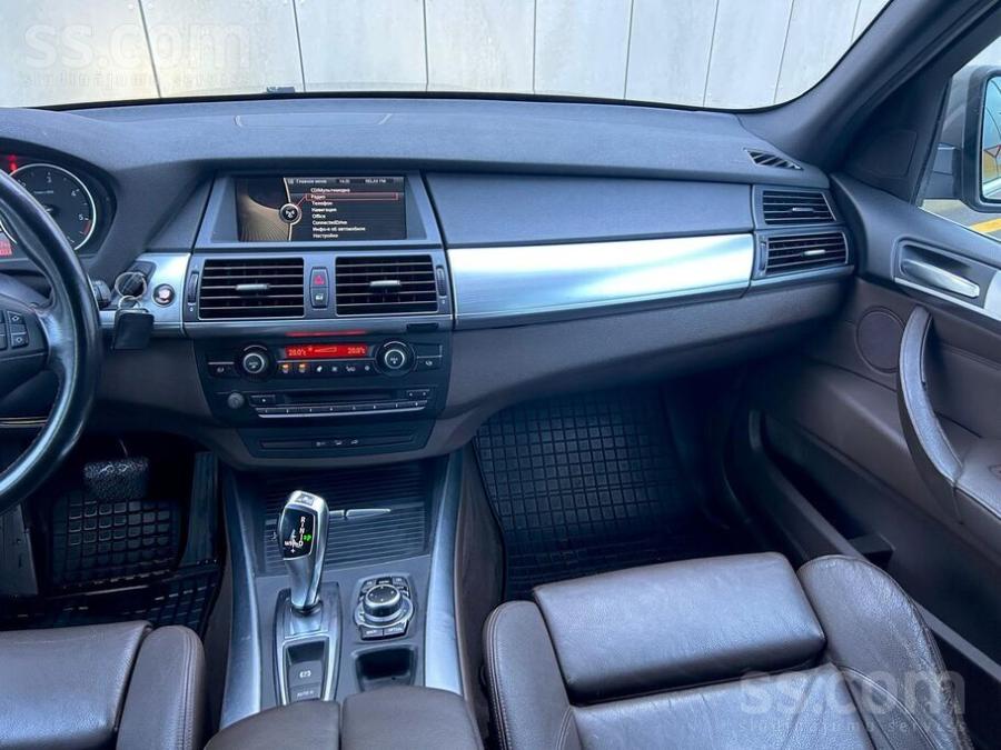 Pelēks BMW X5 2012 Rīga, ar dzinēja tilpumu 3.00 L un nobraukumu 0 tūkst. km par 6950 €, foto 16 vietnē AUTOMOTO.COM.LV