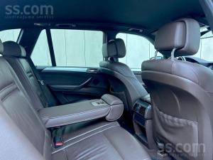 Pelēks BMW X5 2012 Rīga, ar dzinēja tilpumu 3.00 L un nobraukumu 0 tūkst. km par 6950 €, foto 22 vietnē AUTOMOTO.COM.LV