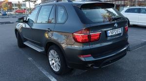 Pelēks BMW X5 2012 Klaipėda, ar dzinēja tilpumu 3.00 L un nobraukumu 321 tūkst. km par 10500 €, foto 2 vietnē AUTOMOTO.COM.LV