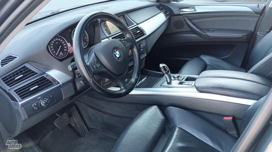 Pelēks BMW X5 2012 Klaipėda, ar dzinēja tilpumu 3.00 L un nobraukumu 321 tūkst. km par 10500 €, foto 11 vietnē AUTOMOTO.COM.LV