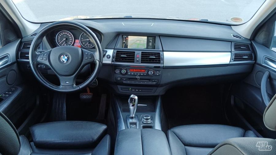 Pelēks BMW X5 2012 Klaipėda, ar dzinēja tilpumu 3.00 L un nobraukumu 321 tūkst. km par 10500 €, foto 12 vietnē AUTOMOTO.COM.LV