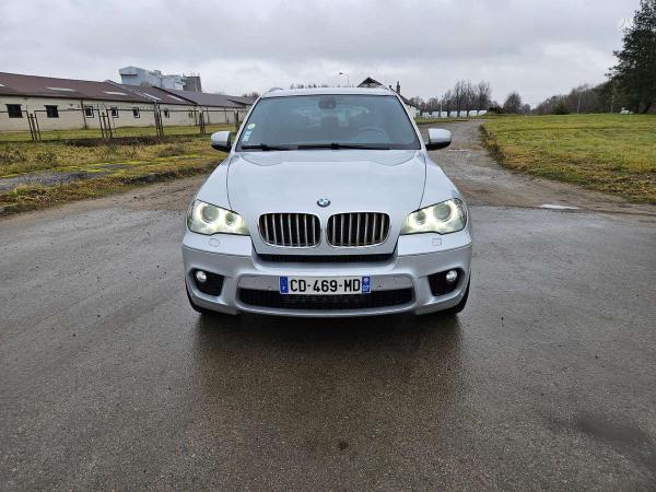 Pelēks BMW X5 2012 Tauragė, ar dzinēja tilpumu 2.99 L un nobraukumu 307 tūkst. km par 11300 €, foto 8 vietnē AUTOMOTO.COM.LV