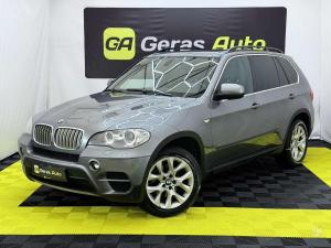 Pelēks BMW X5 2012 Viļņa, ar dzinēja tilpumu 2.99 L un nobraukumu 308 tūkst. km par 10450 €, foto  vietnē AUTOMOTO.COM.LV