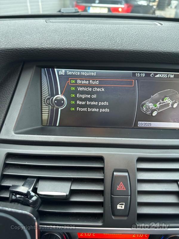 Pelēks BMW X5 2012 Tallina, ar dzinēja tilpumu 3.00 L un nobraukumu 0 tūkst. km par 16500 €, foto 11 vietnē AUTOMOTO.COM.LV