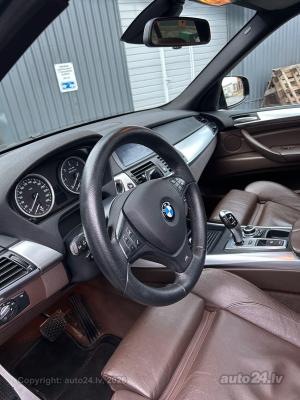 Pelēks BMW X5 2012 Tallina, ar dzinēja tilpumu 3.00 L un nobraukumu 0 tūkst. km par 16500 €, foto 21 vietnē AUTOMOTO.COM.LV