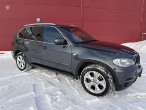 Grey BMW X5 2012 in Kaunas, with an engine capacity of 2.99 L and mileage of 305 thousand km for 11700 €, photo 7 on AUTOMOTO.COM.LV