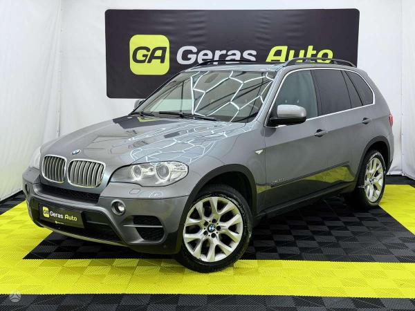 Grey BMW X5 2012 in Vilnius, with an engine capacity of 2.99 L and mileage of 308 thousand km for 9999 €, photo 1 on AUTOMOTO.COM.LV