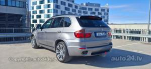 Grey BMW X5 2012 in Tallinn, with an engine capacity of 3.00 L and mileage of 274 thousand km for 12800 €, photo 8 on AUTOMOTO.COM.LV