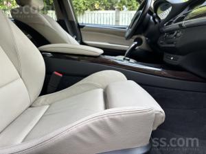 Grey BMW X5 2012 in Riga, with an engine capacity of 3.00 L and mileage of 277 thousand km for 12490 €, photo 20 on AUTOMOTO.COM.LV