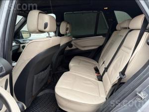 Pelēks BMW X5 2012 Ventspils, ar dzinēja tilpumu 3.00 L un nobraukumu 304 tūkst. km par 12000 €, foto 6 vietnē AUTOMOTO.COM.LV