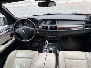 Pelēks BMW X5 2012 Ventspils, ar dzinēja tilpumu 3.00 L un nobraukumu 304 tūkst. km par 12000 €, foto 8 vietnē AUTOMOTO.COM.LV