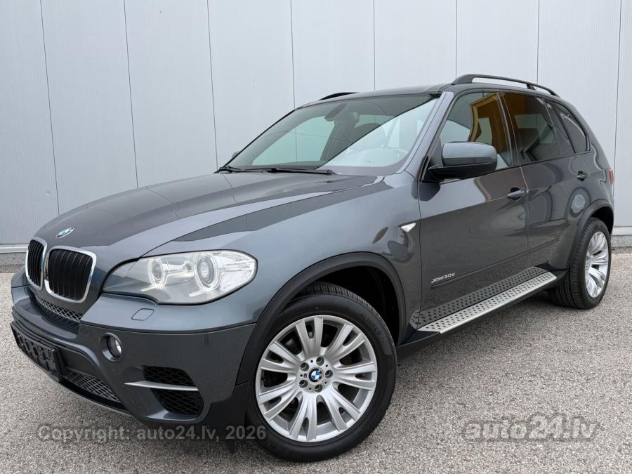 Pelēks BMW X5 2012 Tartu, ar dzinēja tilpumu 3.00 L un nobraukumu 231 tūkst. km par 13999 €, foto 3 vietnē AUTOMOTO.COM.LV