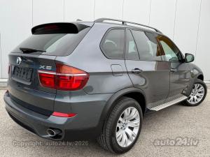 Pelēks BMW X5 2012 Tartu, ar dzinēja tilpumu 3.00 L un nobraukumu 231 tūkst. km par 13999 €, foto 6 vietnē AUTOMOTO.COM.LV