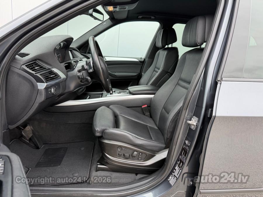 Pelēks BMW X5 2012 Tartu, ar dzinēja tilpumu 3.00 L un nobraukumu 231 tūkst. km par 13999 €, foto 8 vietnē AUTOMOTO.COM.LV