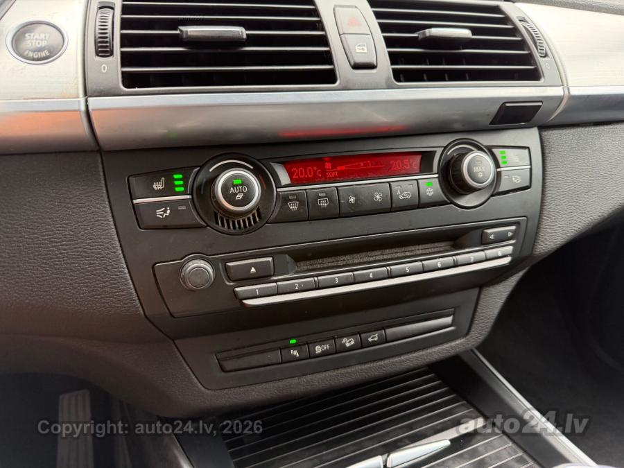 Pelēks BMW X5 2012 Tartu, ar dzinēja tilpumu 3.00 L un nobraukumu 231 tūkst. km par 13999 €, foto 15 vietnē AUTOMOTO.COM.LV