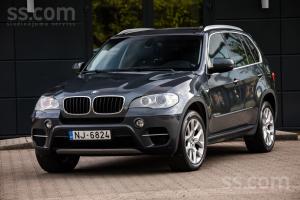 Pelēks BMW X5 2012 Jelgava, ar dzinēja tilpumu 3.00 L un nobraukumu 0 tūkst. km par 10900 €, foto  vietnē AUTOMOTO.COM.LV