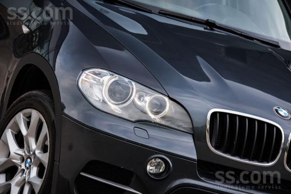 Pelēks BMW X5 2012 Jelgava, ar dzinēja tilpumu 3.00 L un nobraukumu 0 tūkst. km par 10900 €, foto 9 vietnē AUTOMOTO.COM.LV