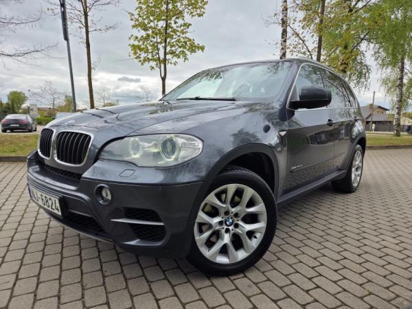 Pelēks BMW X5 2012 Rīga, ar dzinēja tilpumu 3.00 L un nobraukumu 251 tūkst. km par 11900 €, foto 3 vietnē AUTOMOTO.COM.LV