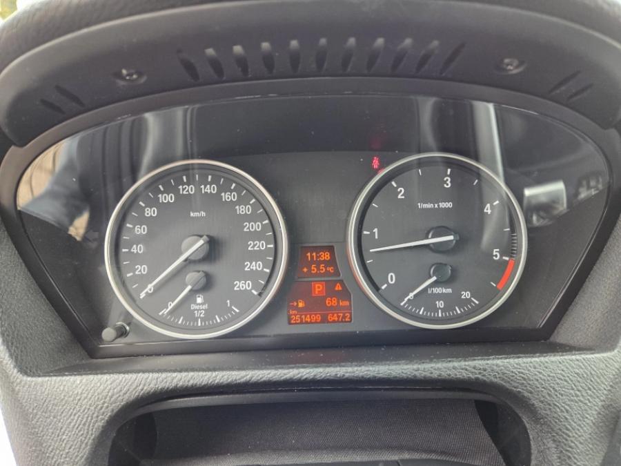 Pelēks BMW X5 2012 Rīga, ar dzinēja tilpumu 3.00 L un nobraukumu 251 tūkst. km par 11900 €, foto 11 vietnē AUTOMOTO.COM.LV