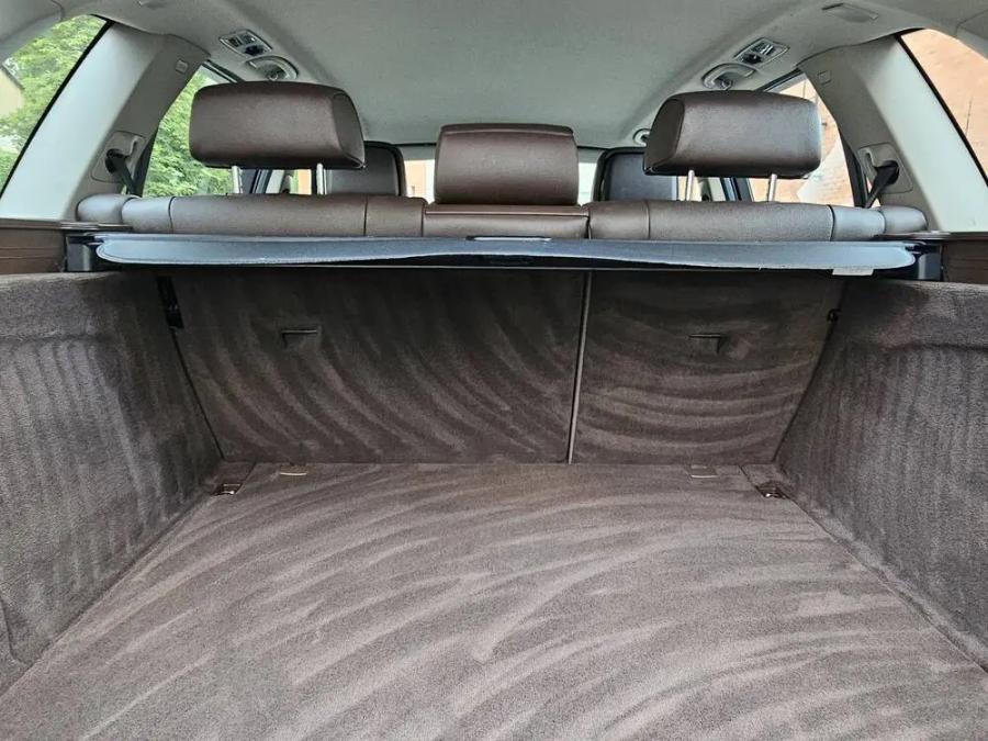 Pelēks BMW X5 2012 Jēkabpils, ar dzinēja tilpumu 3.00 L un nobraukumu 263 tūkst. km par 11690 €, foto 16 vietnē AUTOMOTO.COM.LV