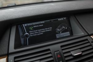 Grey BMW X5 2012 in Riga, with an engine capacity of 3.00 L and mileage of 294 thousand km for 14400 €, photo 18 on AUTOMOTO.COM.LV