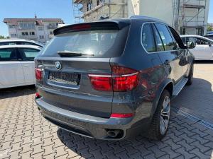 Pelēks BMW X5 2012 Kauņa, ar dzinēja tilpumu 2.99 L un nobraukumu 265 tūkst. km par 11500 €, foto 5 vietnē AUTOMOTO.COM.LV
