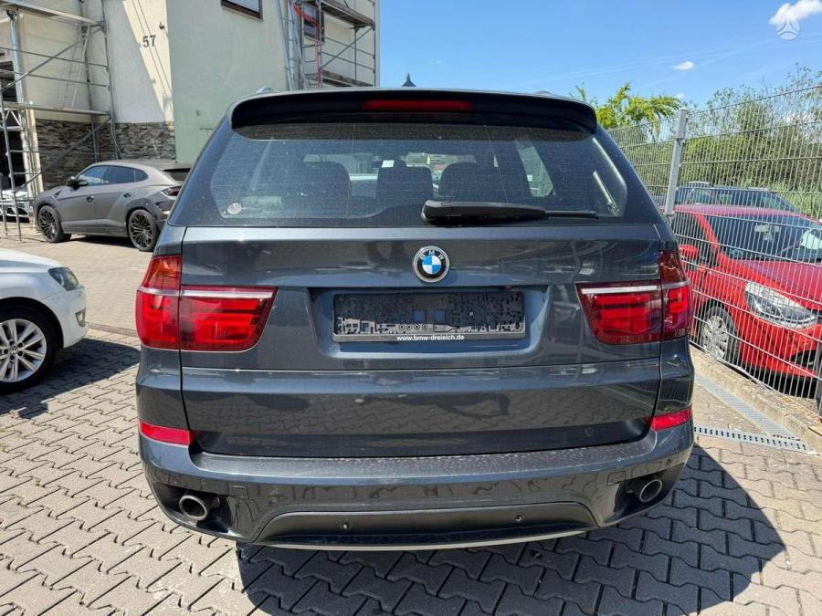 Pelēks BMW X5 2012 Kauņa, ar dzinēja tilpumu 2.99 L un nobraukumu 265 tūkst. km par 11500 €, foto 6 vietnē AUTOMOTO.COM.LV