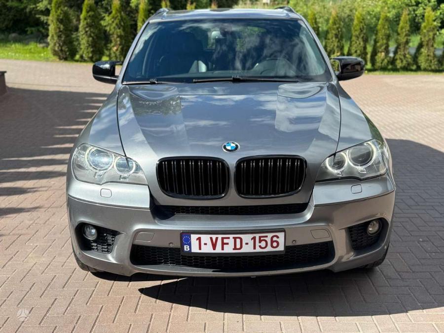 Pelēks BMW X5 2012 Utena, ar dzinēja tilpumu 2.99 L un nobraukumu 293 tūkst. km par 9600 €, foto 8 vietnē AUTOMOTO.COM.LV