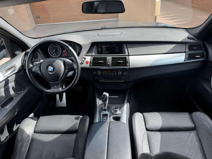 Pelēks BMW X5 2012 Utena, ar dzinēja tilpumu 2.99 L un nobraukumu 293 tūkst. km par 9600 €, foto 12 vietnē AUTOMOTO.COM.LV