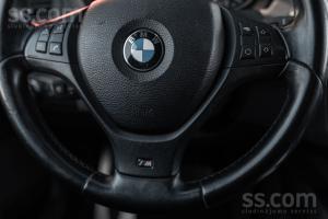 Grey BMW X5 2012 in Riga, with an engine capacity of 3.00 L and mileage of 328 thousand km for 11900 €, photo 13 on AUTOMOTO.COM.LV
