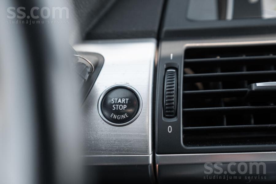 Grey BMW X5 2012 in Riga, with an engine capacity of 3.00 L and mileage of 328 thousand km for 11900 €, photo 20 on AUTOMOTO.COM.LV