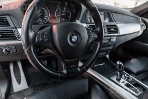 Grey BMW X5 2012 in Riga, with an engine capacity of 3.00 L and mileage of 328 thousand km for 11900 €, photo 22 on AUTOMOTO.COM.LV