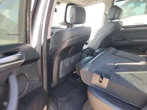 Grey BMW X5 2012 in Vilnius, with an engine capacity of 2.98 L and mileage of 264 thousand km for 5750 €, photo 9 on AUTOMOTO.COM.LV