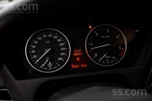 Grey BMW X5 2012 in Jelgava, with an engine capacity of 3.00 L and mileage of 0 thousand km for 10500 €, photo 32 on AUTOMOTO.COM.LV