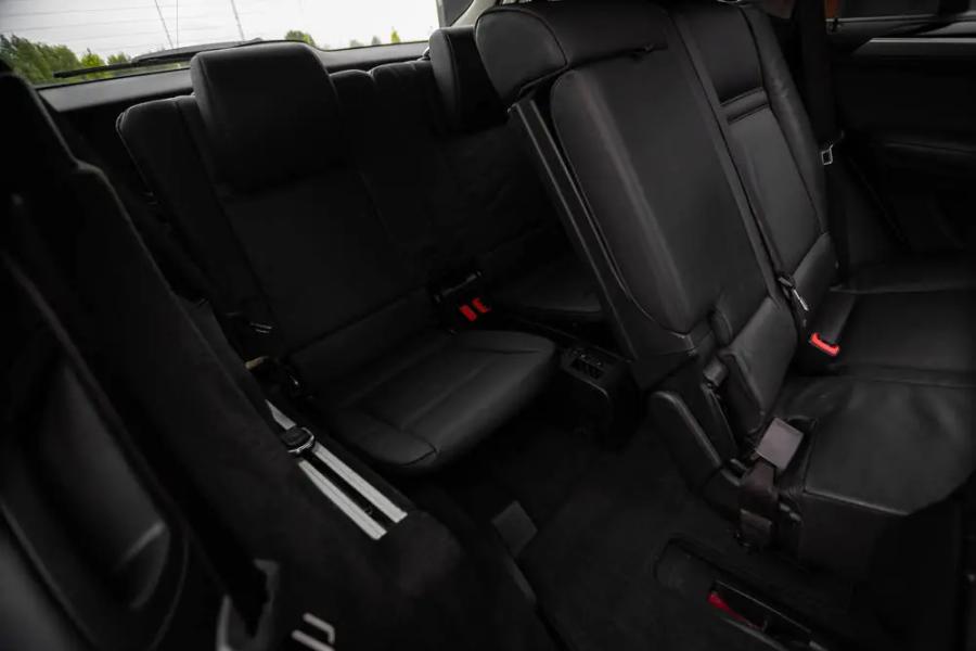 Pelēks BMW X5 2012 Jelgava, ar dzinēja tilpumu 3.00 L un nobraukumu 287 tūkst. km par 10500 €, foto 17 vietnē AUTOMOTO.COM.LV