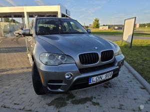 Grey BMW X5 2012 in Moletai, with an engine capacity of 3.50 L and mileage of 307 thousand km for 8450 €, photo  on AUTOMOTO.COM.LV
