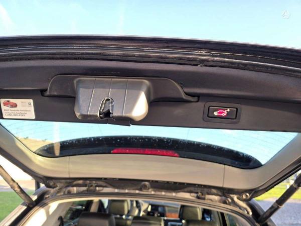 Pelēks BMW X5 2012 Molėtai, ar dzinēja tilpumu 3.50 L un nobraukumu 307 tūkst. km par 8450 €, foto 7 vietnē AUTOMOTO.COM.LV