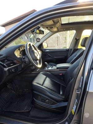 Pelēks BMW X5 2012 Molėtai, ar dzinēja tilpumu 3.50 L un nobraukumu 307 tūkst. km par 8450 €, foto 9 vietnē AUTOMOTO.COM.LV
