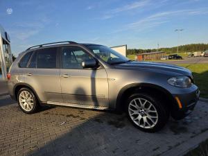 Pelēks BMW X5 2012 Molėtai, ar dzinēja tilpumu 3.50 L un nobraukumu 307 tūkst. km par 8450 €, foto 16 vietnē AUTOMOTO.COM.LV