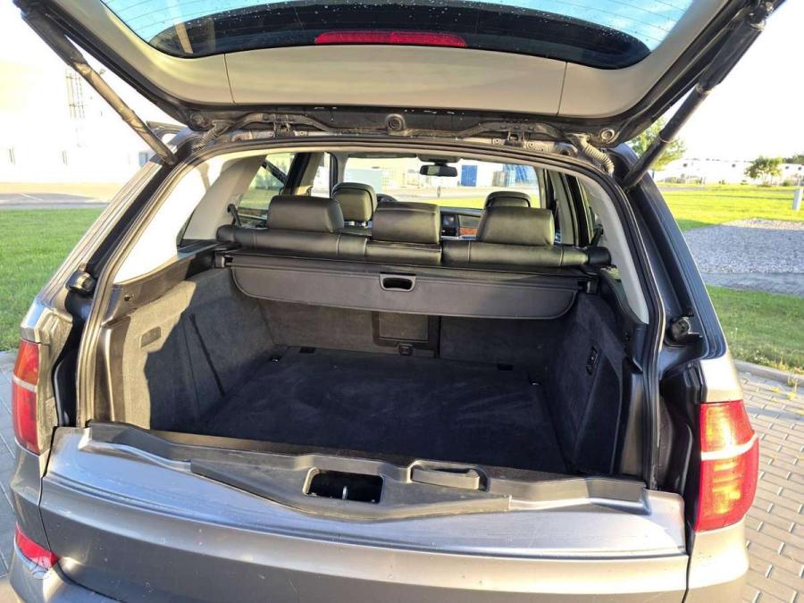 Pelēks BMW X5 2012 Molėtai, ar dzinēja tilpumu 3.50 L un nobraukumu 307 tūkst. km par 8450 €, foto 22 vietnē AUTOMOTO.COM.LV