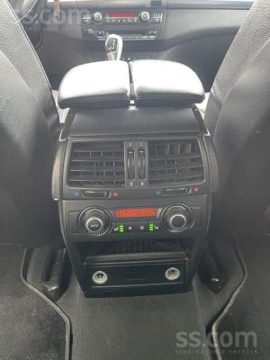 Pelēks BMW X5 2012 Saldus, ar dzinēja tilpumu 3.00 L un nobraukumu 304 tūkst. km par 12990 €, foto 12 vietnē AUTOMOTO.COM.LV
