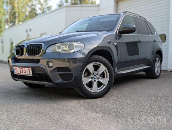 Pelēks BMW X5 2012 Rīga, ar dzinēja tilpumu 3.00 L un nobraukumu 262 tūkst. km par 11500 €, foto 3 vietnē AUTOMOTO.COM.LV