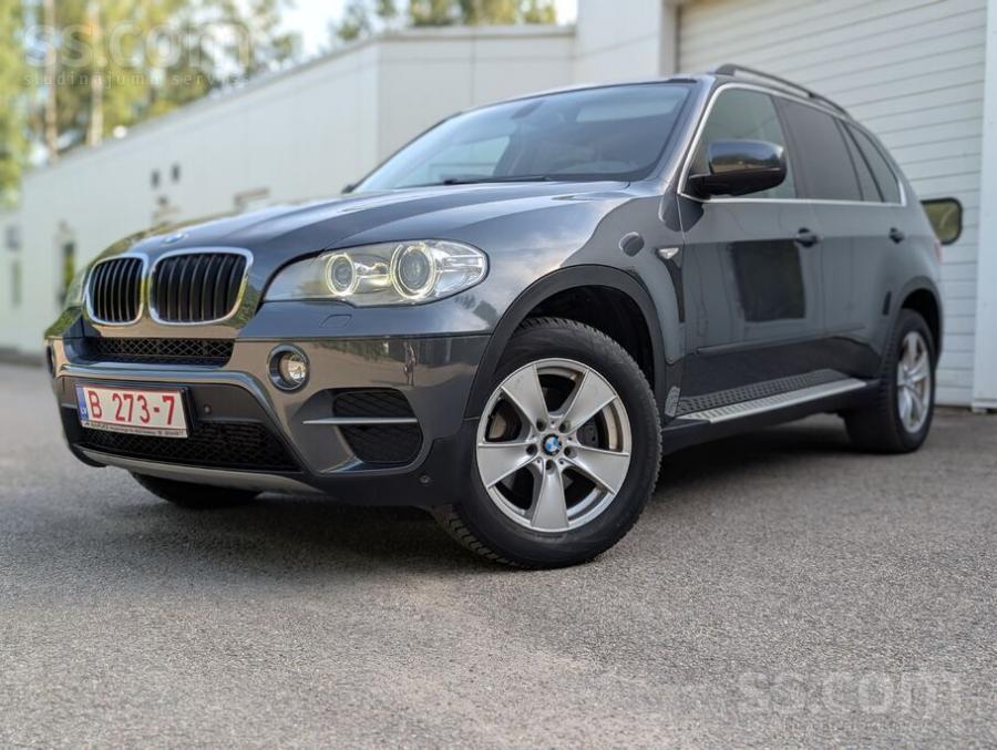 Pelēks BMW X5 2012 Rīga, ar dzinēja tilpumu 3.00 L un nobraukumu 262 tūkst. km par 11500 €, foto 4 vietnē AUTOMOTO.COM.LV